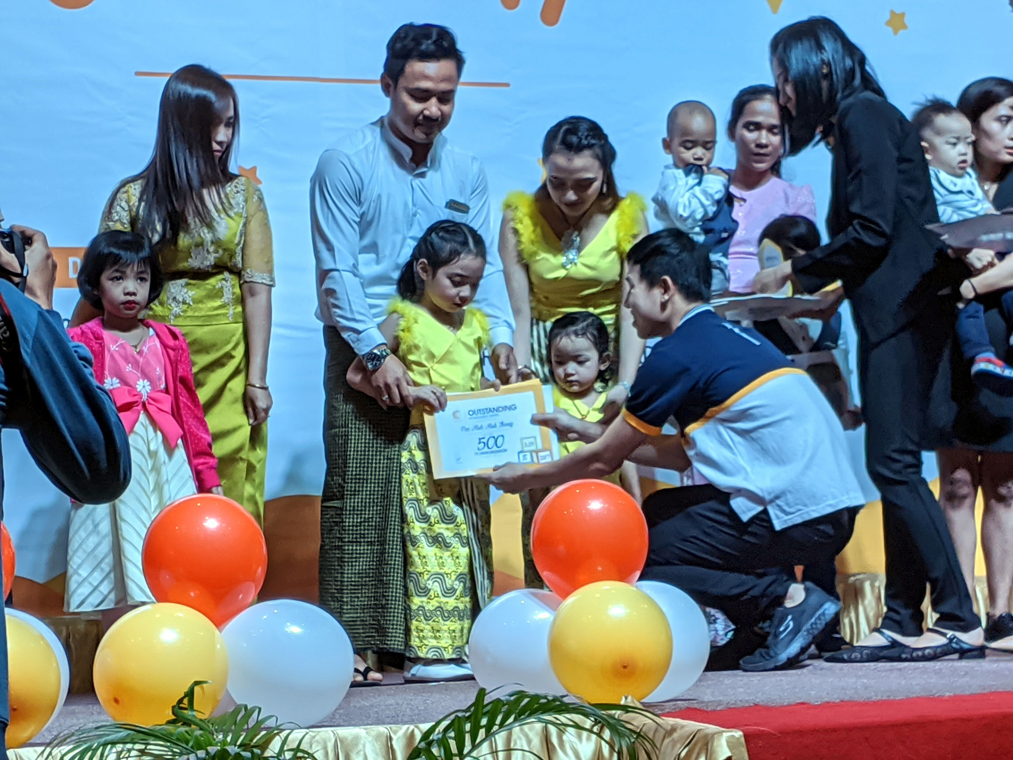Shichida Myanmar Holds Awards Ceremony | SHICHIDA EDUCATIONAL INSTITUTE ...